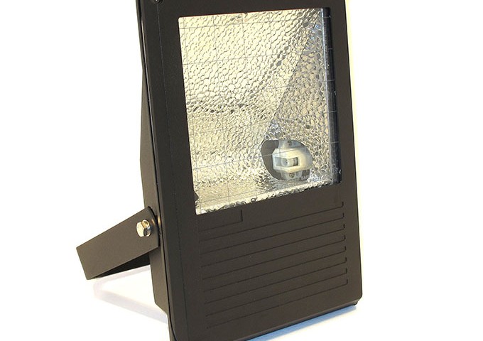 Metal Halide Flood Light 150w | TRENIKRAVE